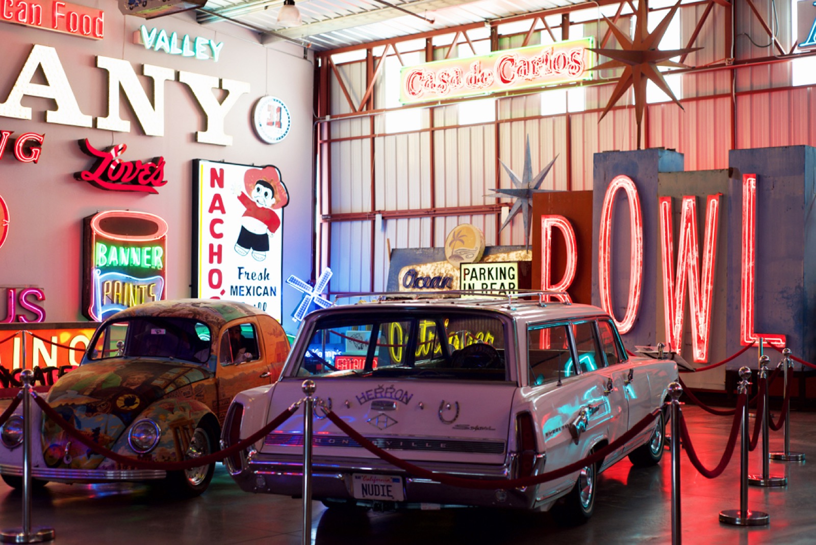 Los Angeles neon is experiencing a rebirth – Lonely Planet - Lonely Planet